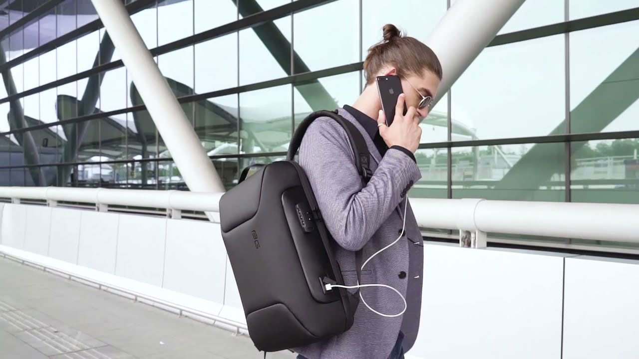 Business trip essentials: 6 tech tools you need | INTHEBLACK